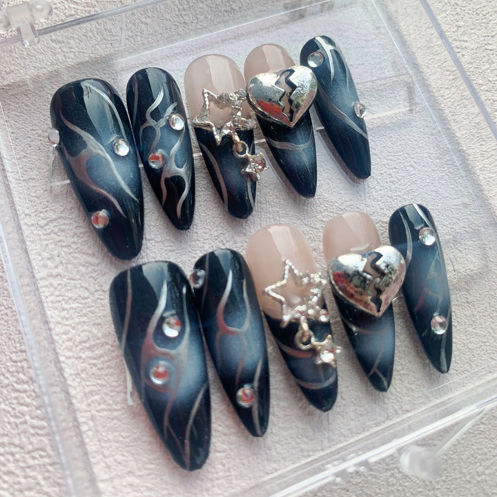Y2K Nails – Fullovenail